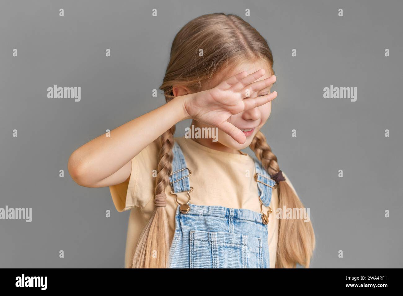Angry kid girl showing hand hi-res stock photography and images - Alamy