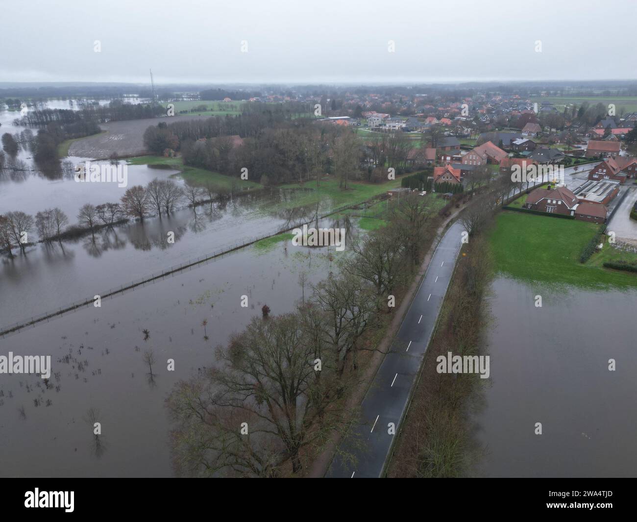 Lathen, Germany. 02nd Jan, 2024. View of the flood area, after the ...