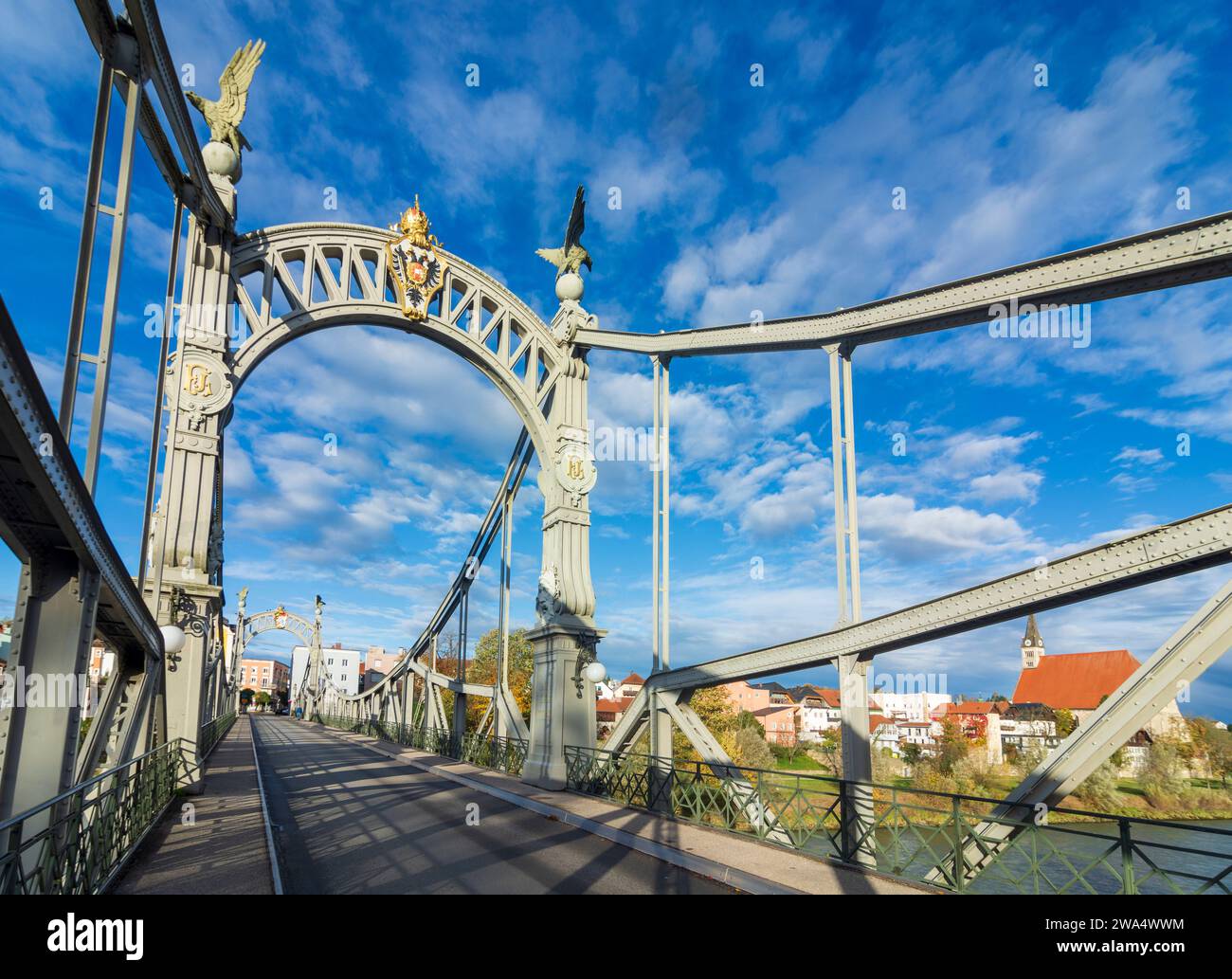 Oberndorf bei Salzburg: bridge Salzachbrücke from Obersdorf to Laufen ...