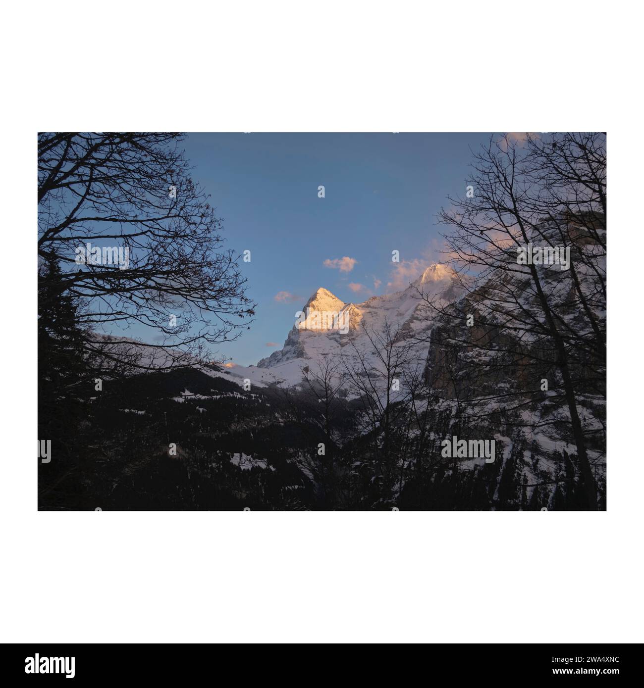 Chalet mountain winter Cut Out Stock Images & Pictures - Alamy