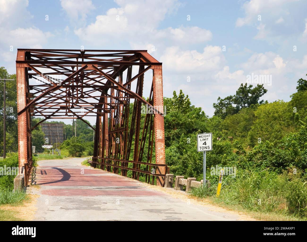 the old and rusted rock creek bridge at sapulpa on route 66 in oklahoma ...