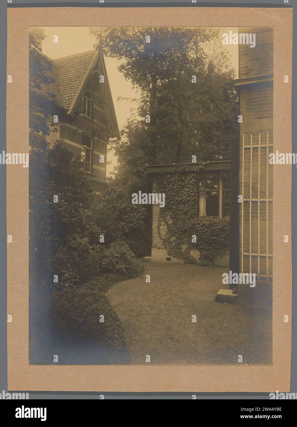 View of a Garden, Cornelia Hendrika Jonker (Circle of), 1915 - 1940 photograph Bussum ...