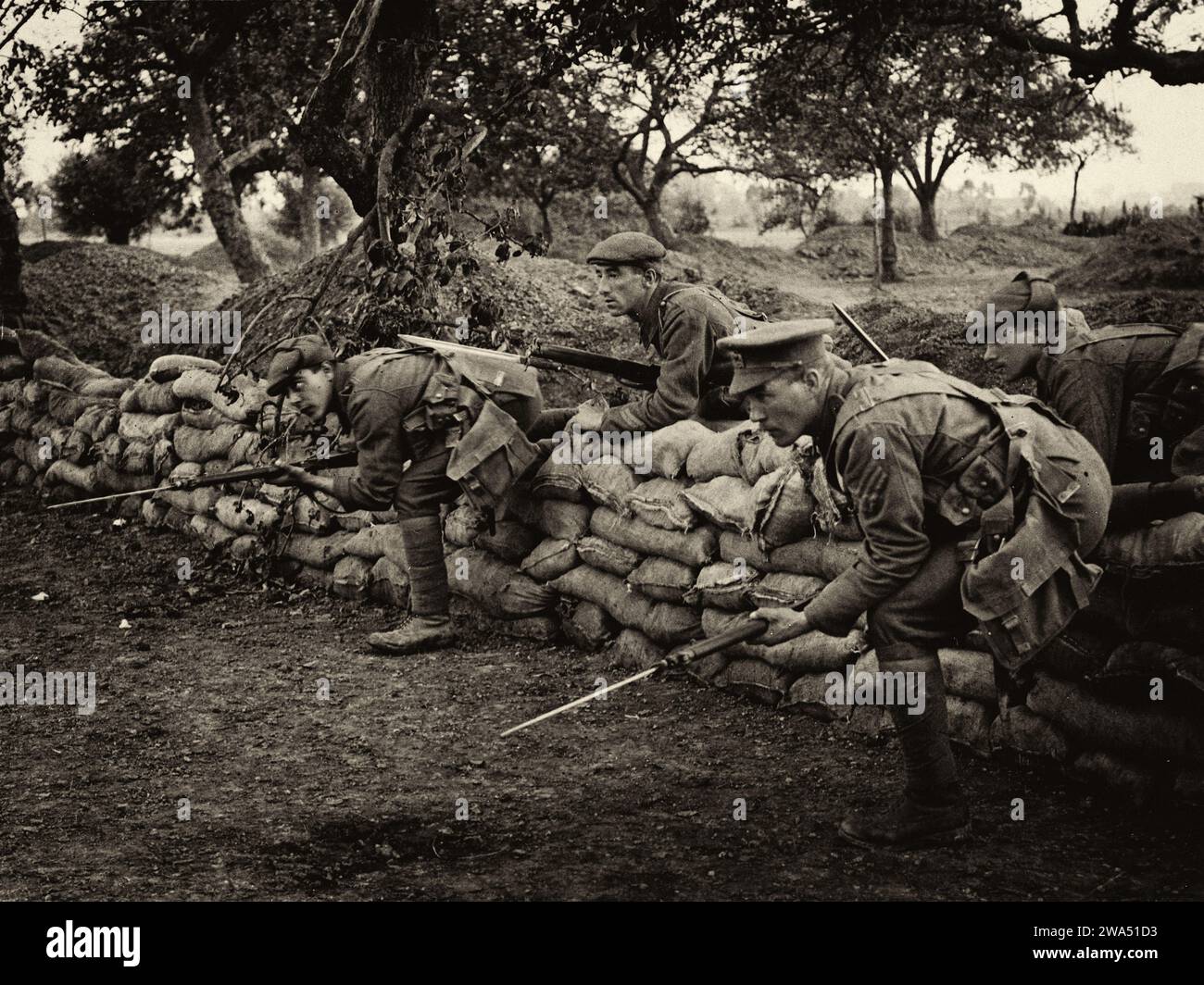 Ww1 soldiers hi-res stock photography and images - Alamy