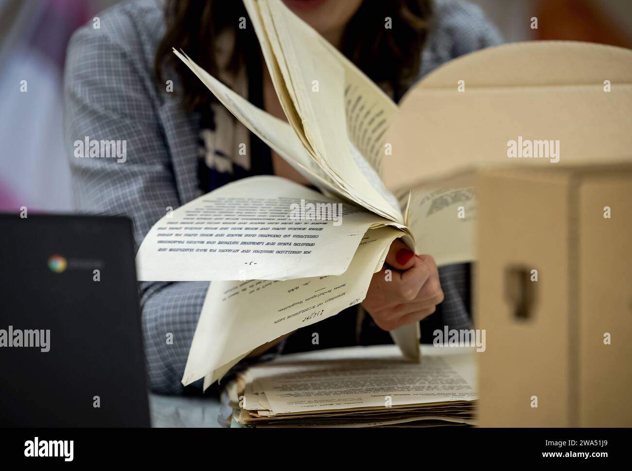 Archives documents historian hi-res stock photography and images - Alamy