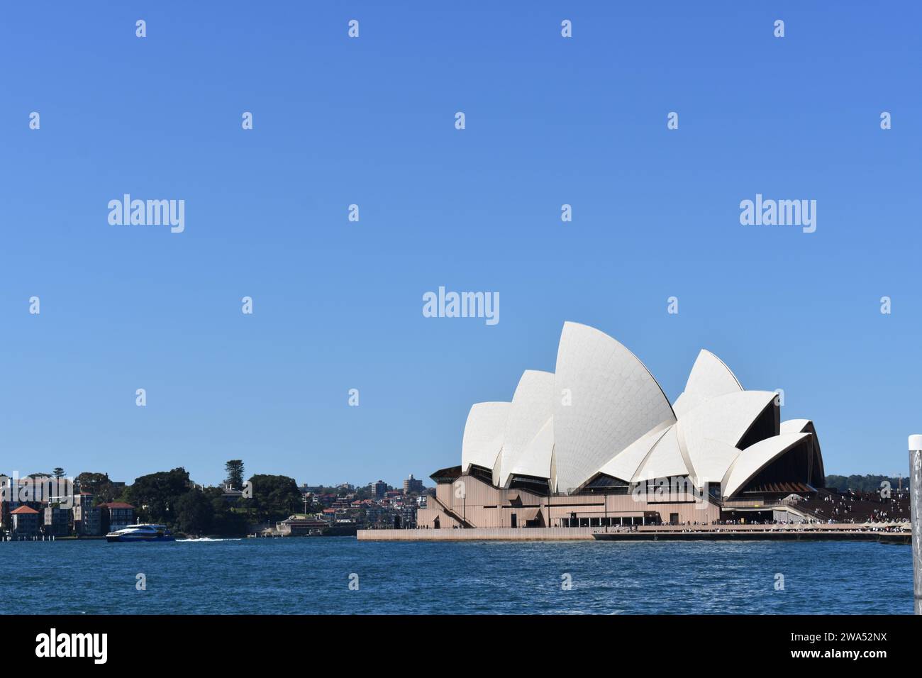 Sails of the opera house hi-res stock photography and images - Alamy