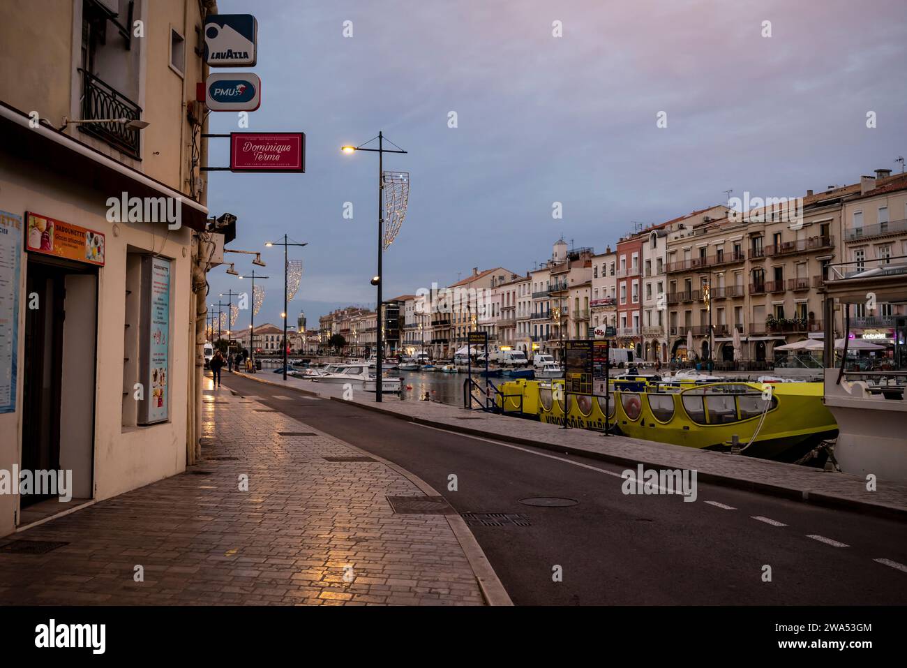 Sete beautiful port city hi-res stock photography and images - Alamy