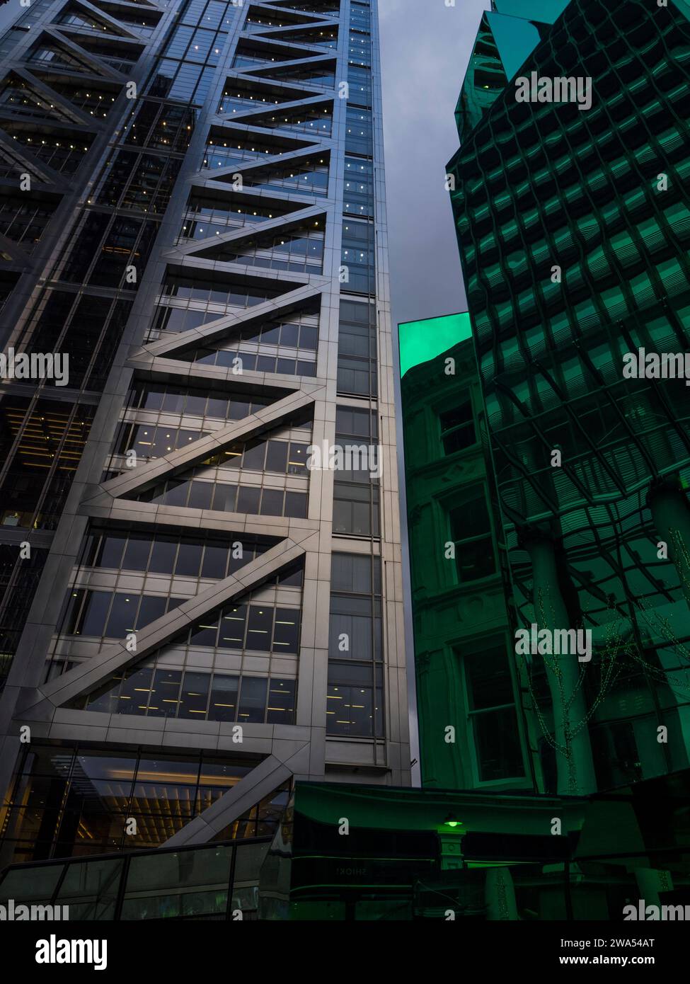 Salesforce Tower, (Heron Tower), and Green Modern Public Art, The City ...