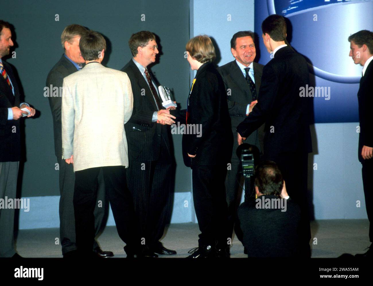 Bill gates microsoft 1999 hi-res stock photography and images - Alamy