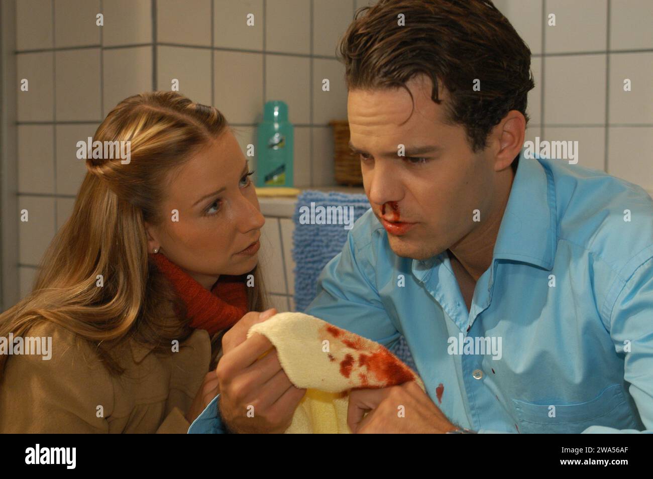 Szenen zur RTL Soap Serie Unter uns Folge 1972, Deutschland 2002 mit ...