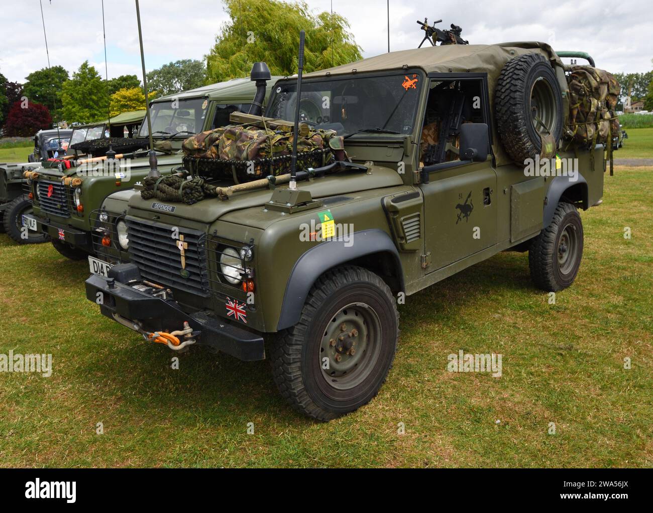 Military land rover hi-res stock photography and images - Alamy