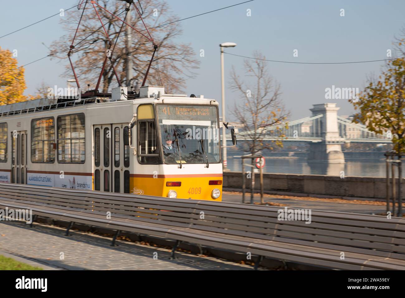 Budapest yellow tram hi-res stock photography and images - Alamy