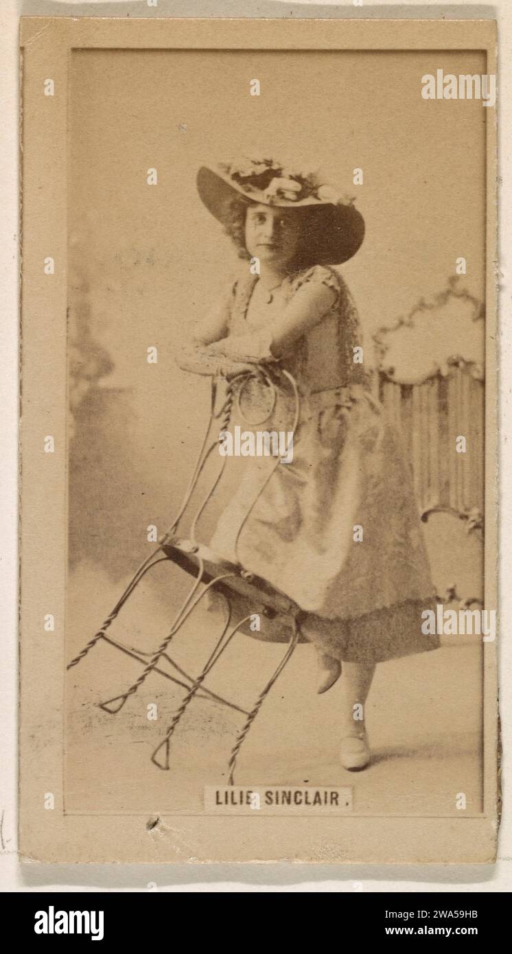 Lilie sinclair hi-res stock photography and images - Alamy