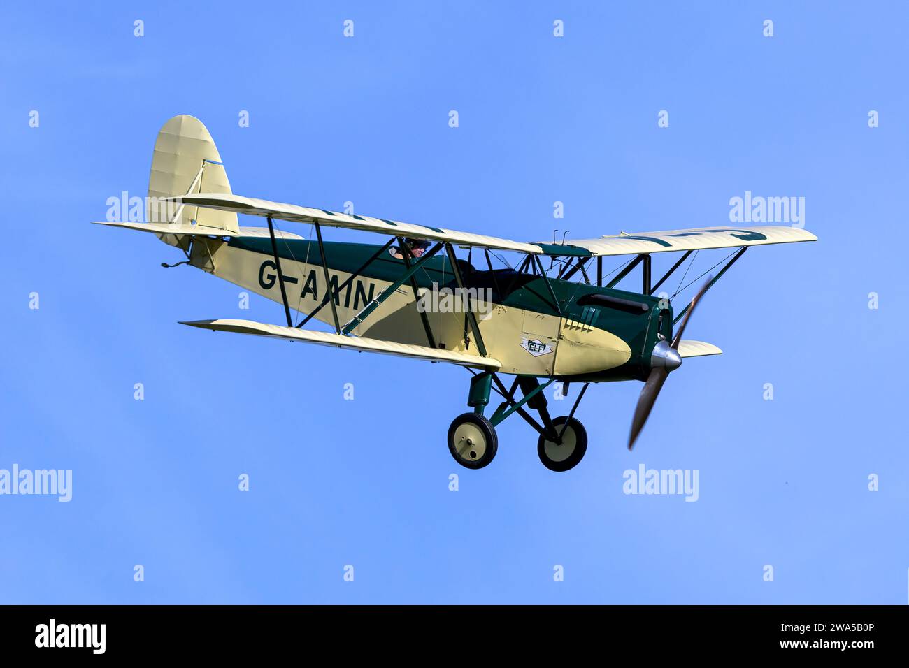 A 1929 Parnall Elf light biplane Stock Photo - Alamy