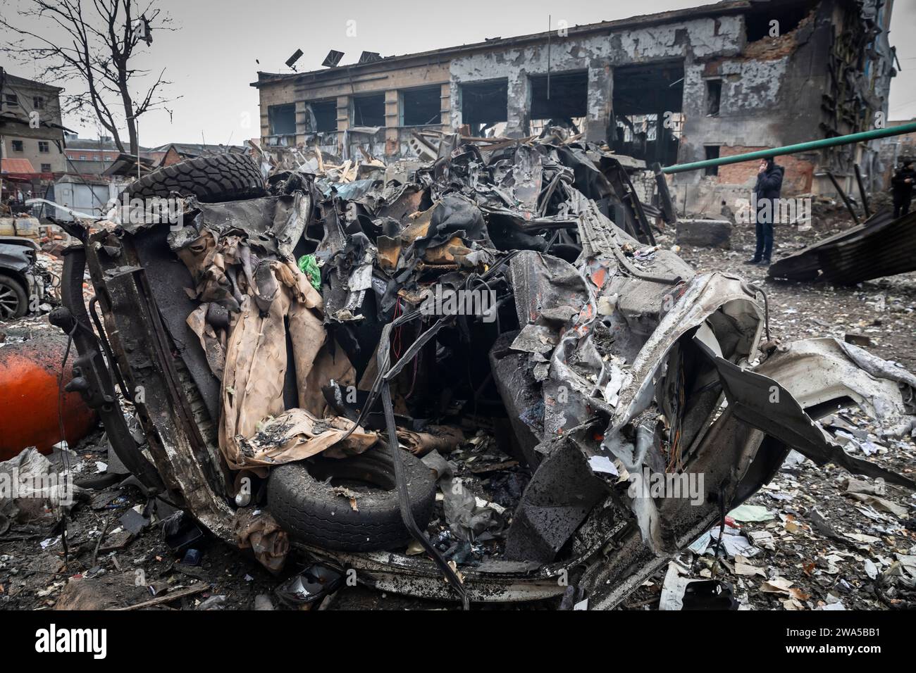 Several S-300 and Kinzall missiles landed in the center of Kharkiv ...