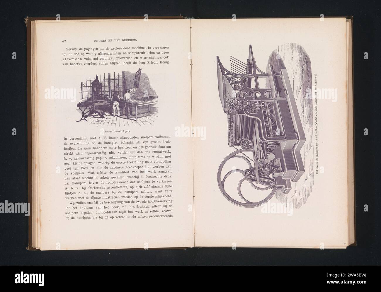 Two trolls hi-res stock photography and images - Alamy