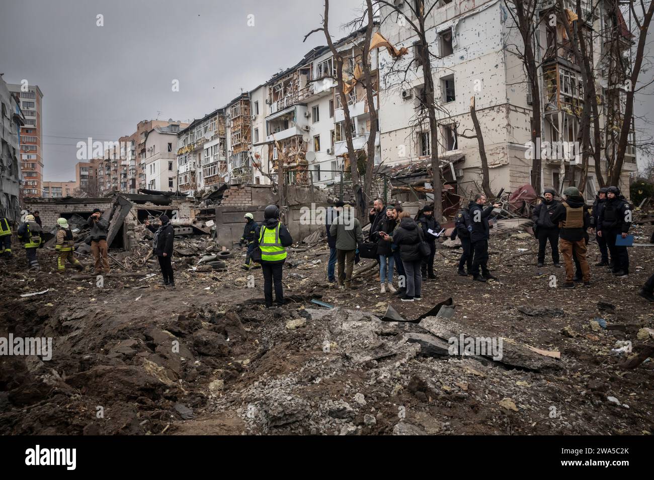 Several S-300 and Kinzal missiles landed in the center of Kharkiv early ...