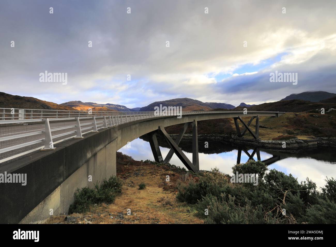 The Kylesku Bridge over Loch a' Chàirn Bhàin, Kylesku village, Scottish ...