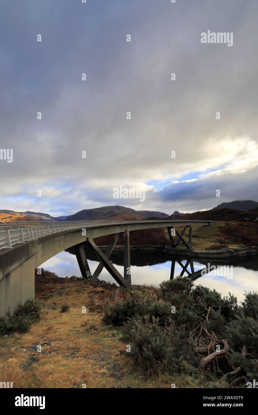 The Kylesku Bridge over Loch a' Chàirn Bhàin, Kylesku village, Scottish ...