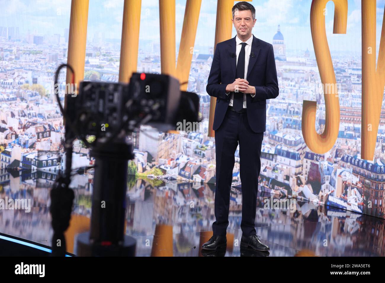 French journalist Maxime Switek presents new morning program ‘Le Live ...