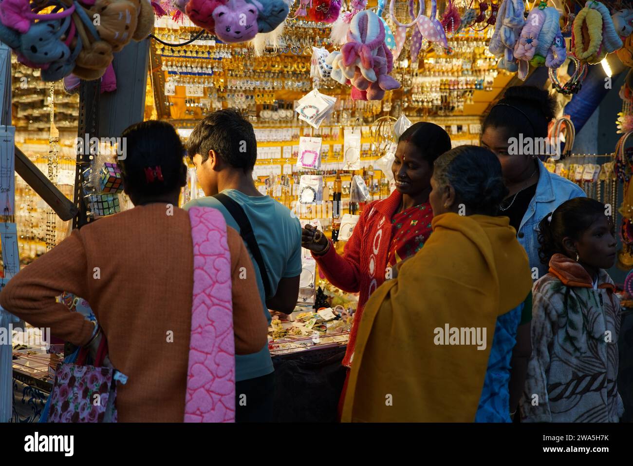Uluberia, West Bengal, India. 30th Dec, 2023. Along the glimmering ...