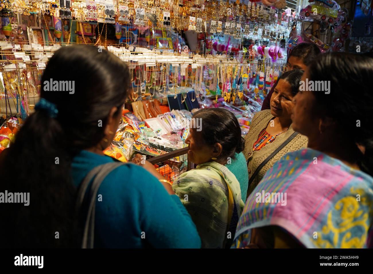 Uluberia, West Bengal, India. 30th Dec, 2023. Along the glimmering ...