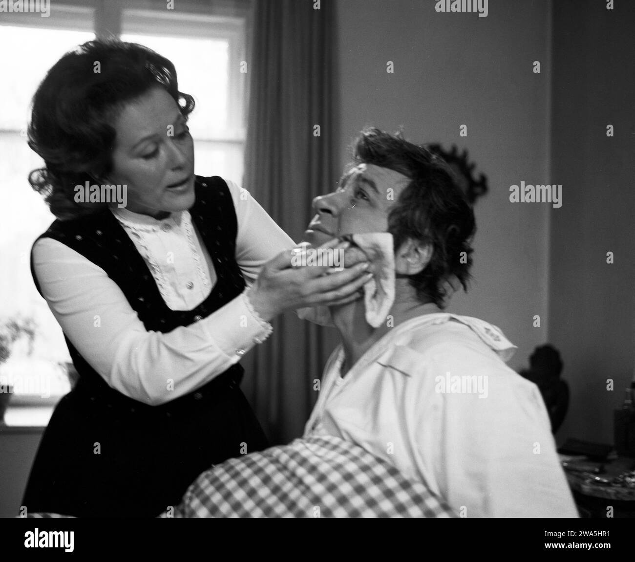 Alpenglüh’n im Dirndlrock, Softsexfilmkomödie, Deutschland 1974, Regie ...