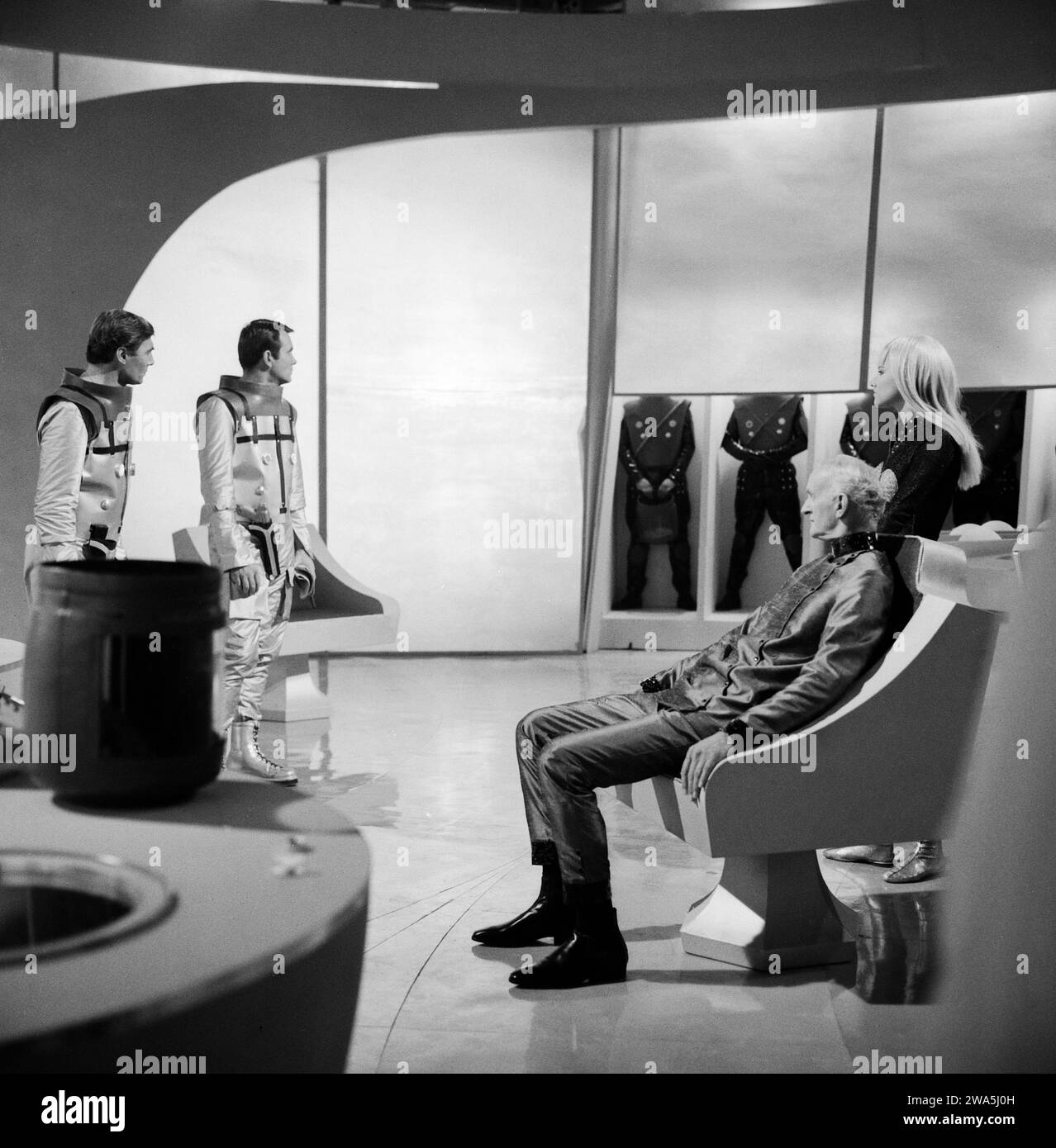 Perry Rhodan - SOS aus dem Weltall, aka Orbita mortal, aka 4-3-2-1 ...