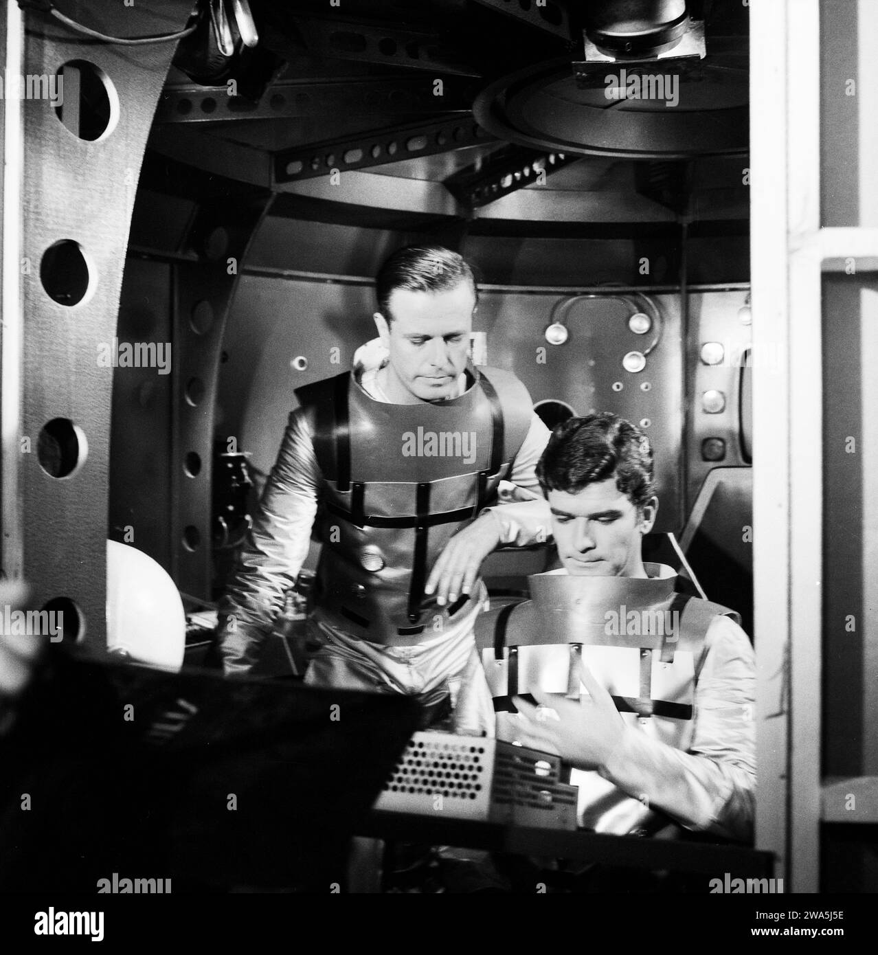 Perry Rhodan - SOS aus dem Weltall, aka Orbita mortal, aka 4-3-2-1 ...