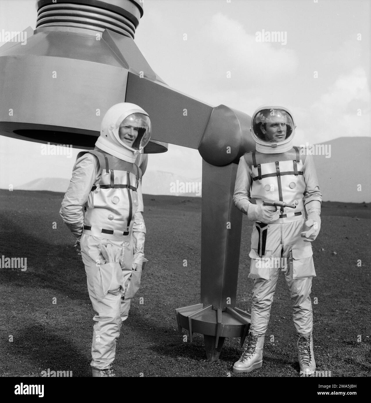 Perry Rhodan - SOS aus dem Weltall, aka Orbita mortal, aka 4-3-2-1 ...