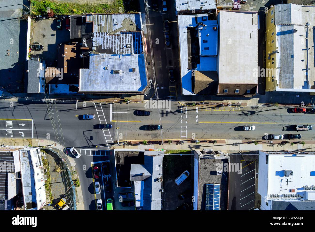 Aerial small town street traffic hi-res stock photography and images ...