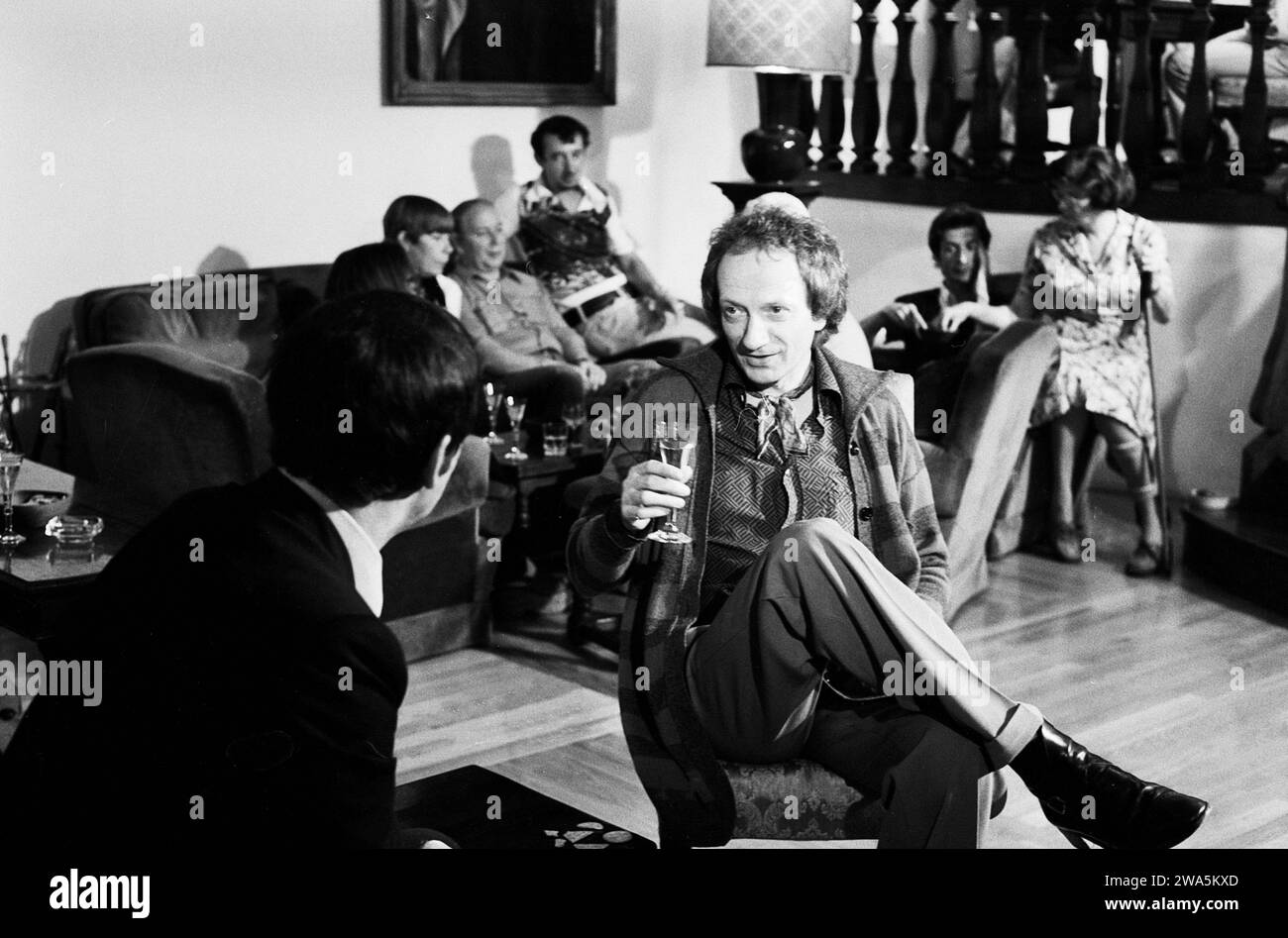 Bis zur bitteren Neige, Spielfilm nach dem Roman von Johannes Mario ...