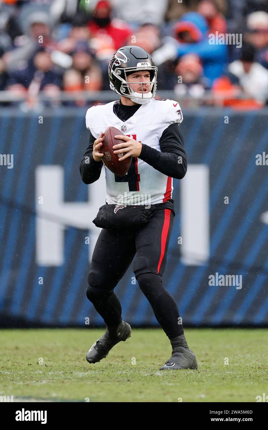 Atlanta Falcons quarterback Taylor Heinicke (4) looks to pass the ball ...
