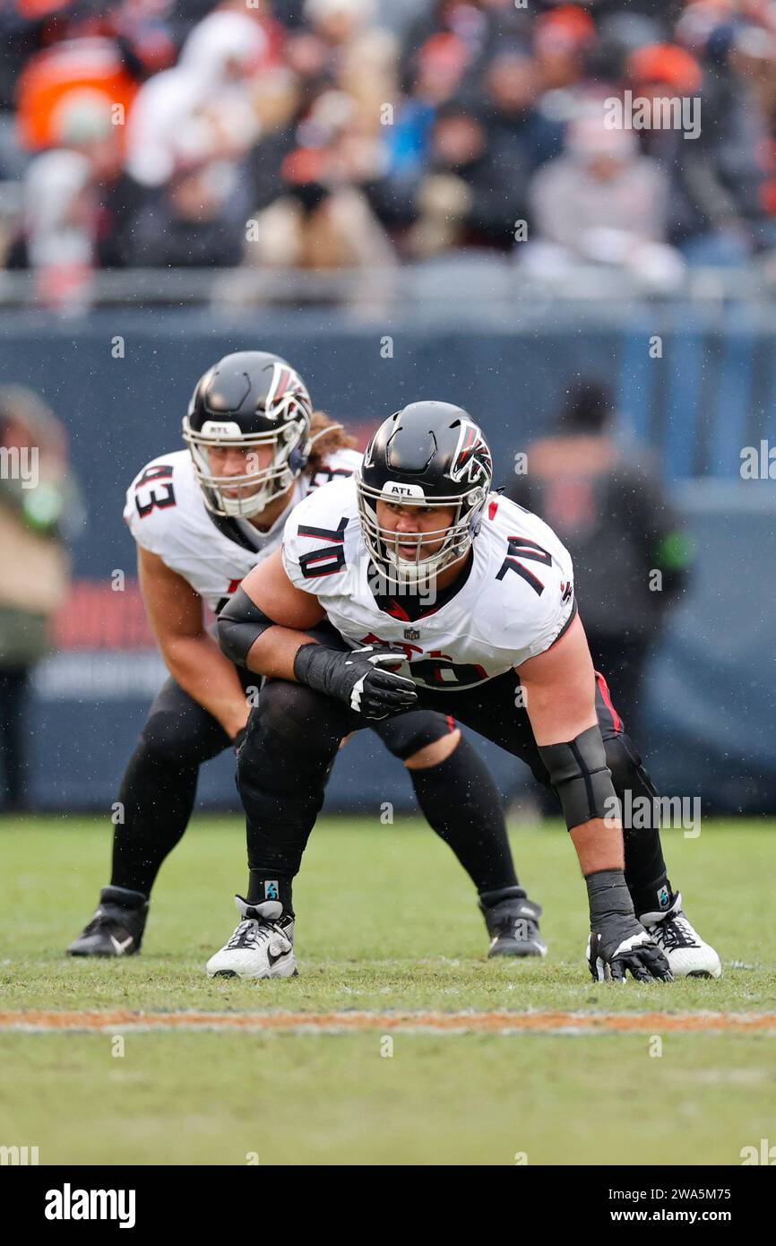 Atlanta Falcons offensive tackle Jake Matthews (70) lines up during the ...