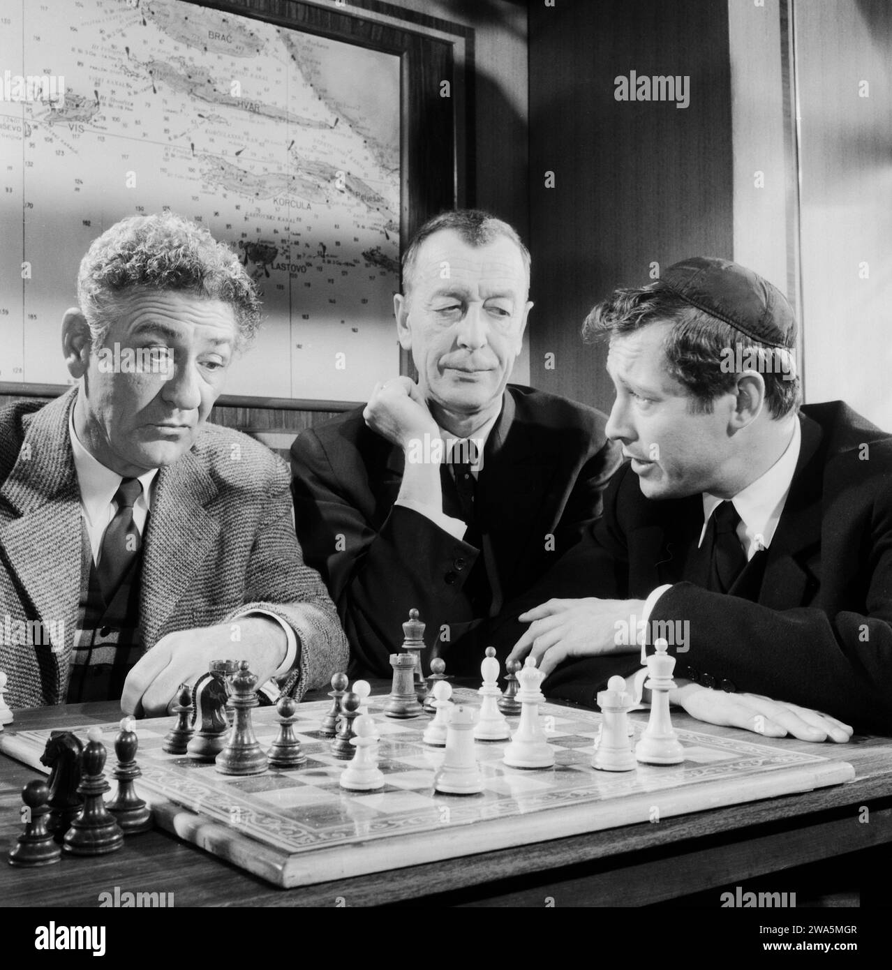 Schachnovelle, aka Brainwashed, Spielfilm nach dem gleichnamigen Roman ...