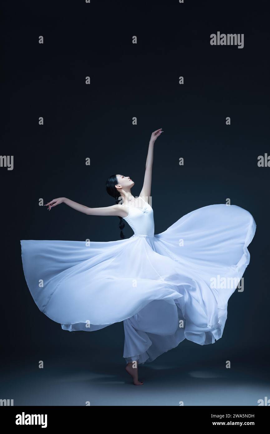 Ballet fandom hi-res stock photography and images - Alamy