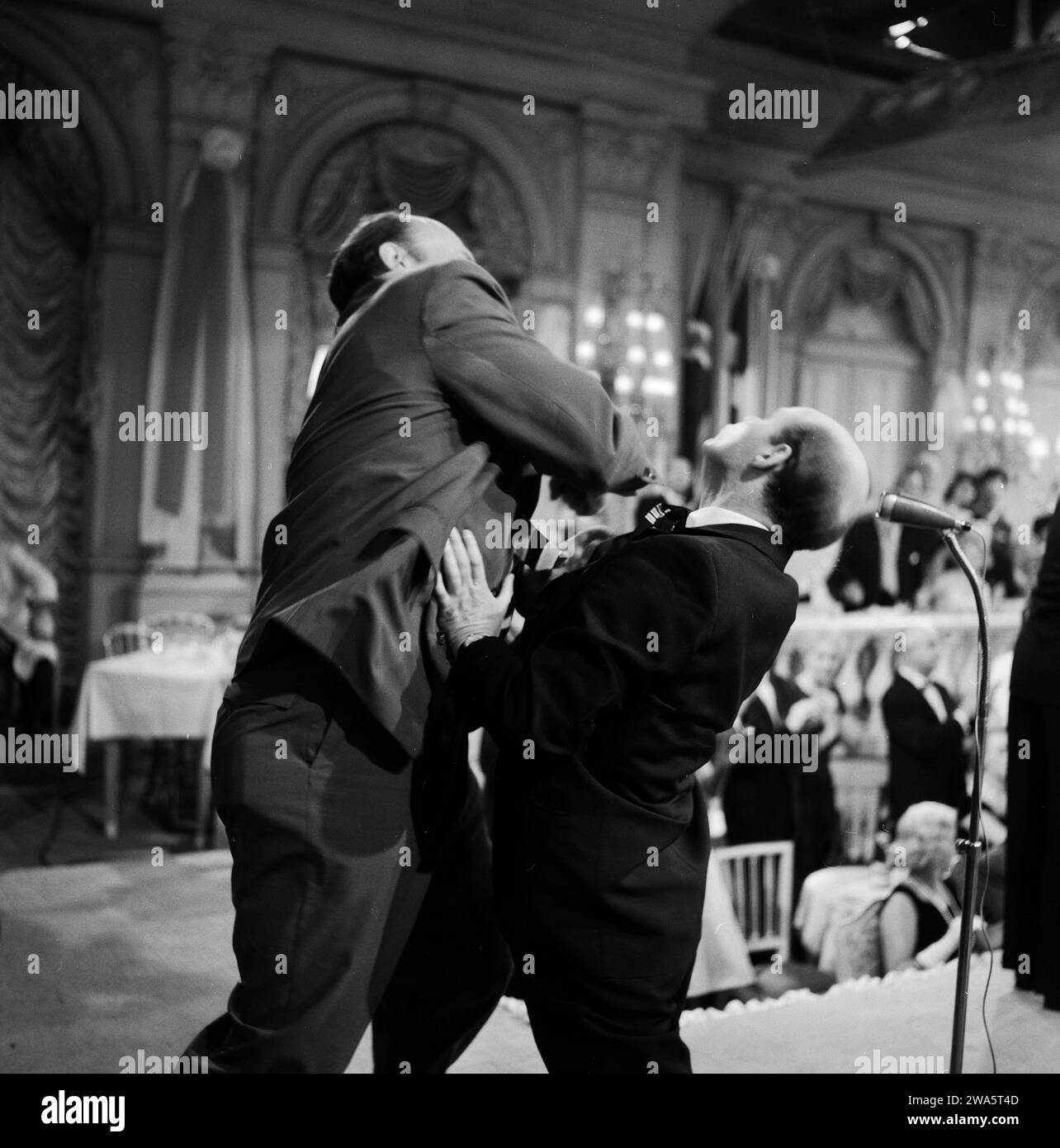 Jacobs fight Black and White Stock Photos & Images - Alamy