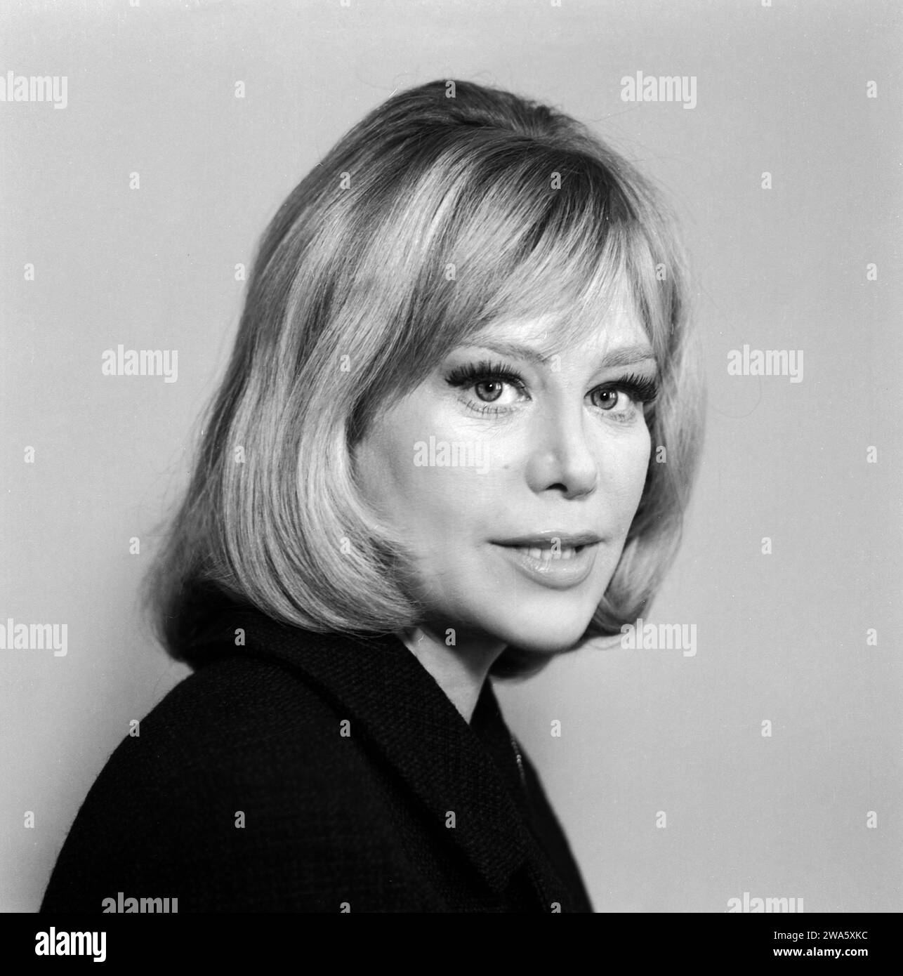 Hildegard knef portrait Black and White Stock Photos & Images - Alamy