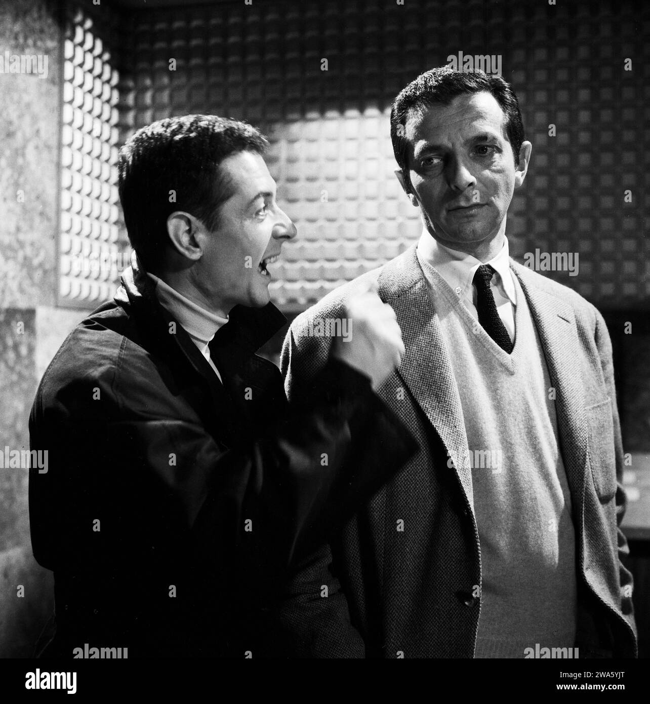 Wartezimmer zum Jenseits, Kriminalfilm nach dem Roman "Mission to Siena ...