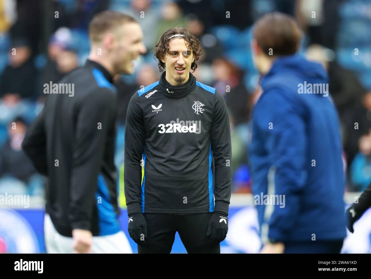 New Rangers signing Fabio Silva warming up before the cinch Premiership ...