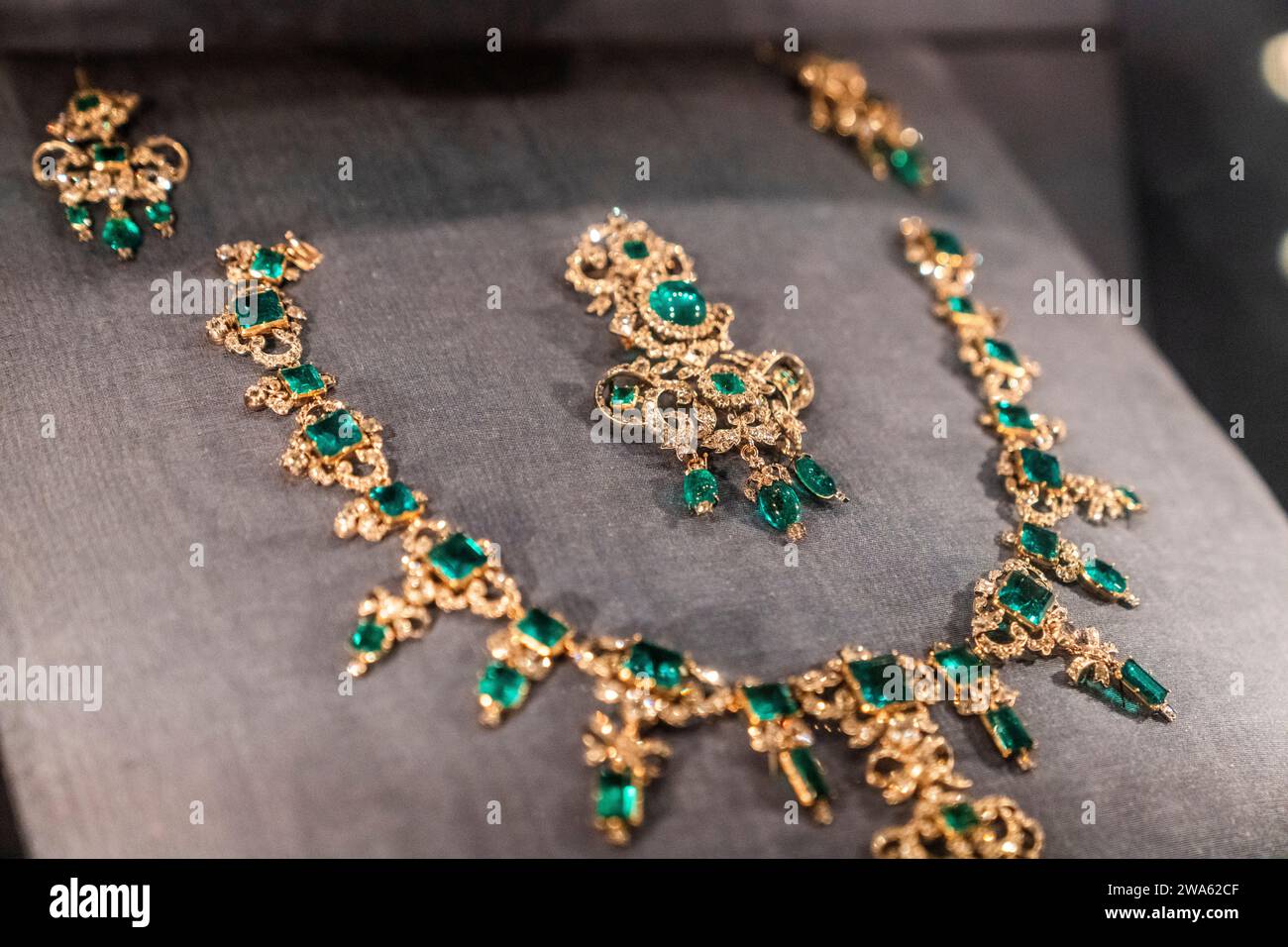 The emerald set, one of the four jewelery sets in the Crown Jewels ...
