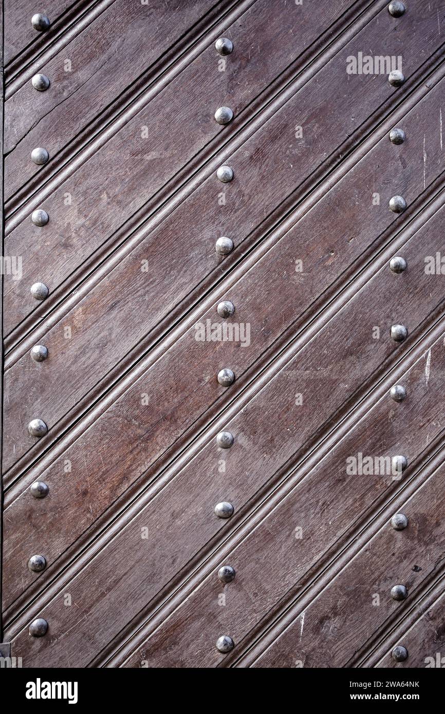 Diagonal slats wooden door hi-res stock photography and images - Alamy