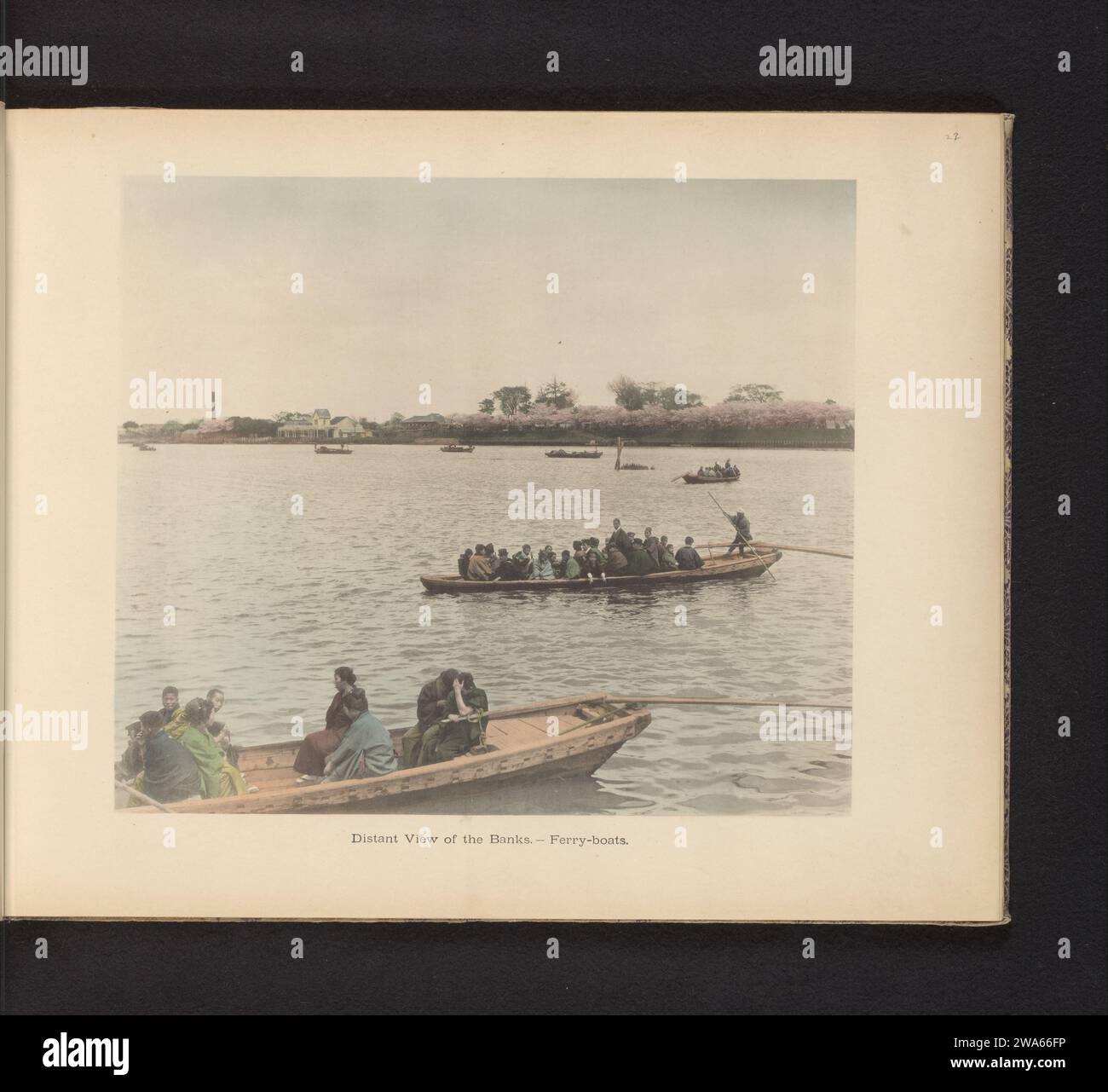 Rowing boats on the Sumida River near Uenopark in Tokyo, Japan ...