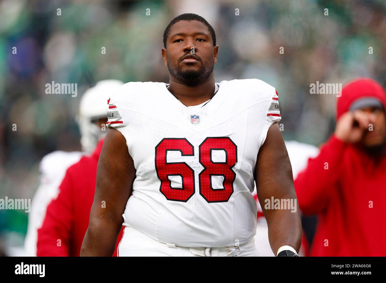 Arizona Cardinals offensive tackle Kelvin Beachum (68) leaves the field ...