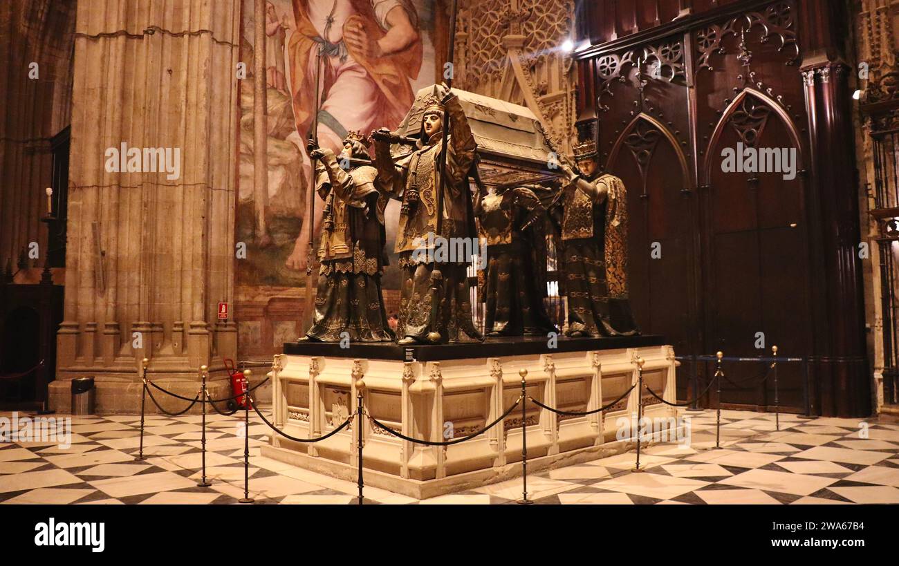 Tumba de cristobal colon hi-res stock photography and images - Alamy