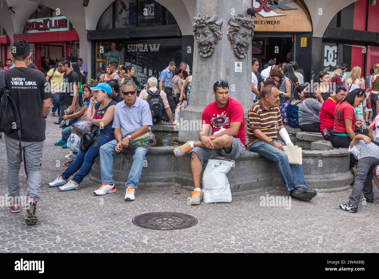 People walking around street hi-res stock photography and images - Alamy