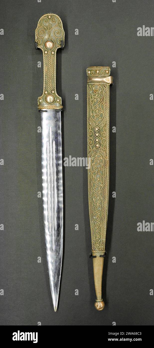 First World War (1914-1918). Khanjali (kama), dagger used in the ...