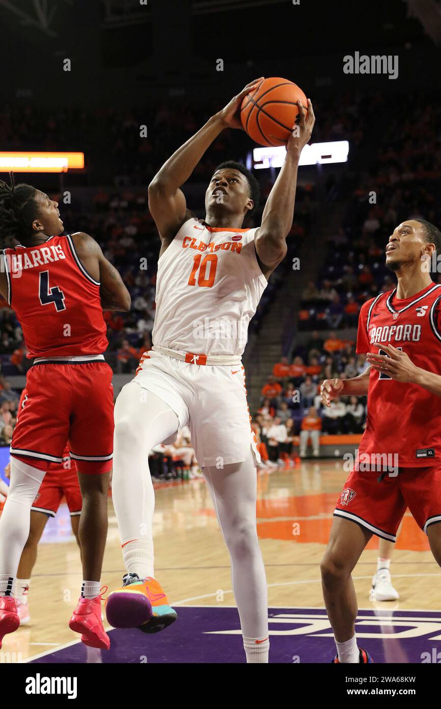CLEMSON, SC - DECEMBER 29: Clemson Tigers forward RJ Godfrey (10 ...