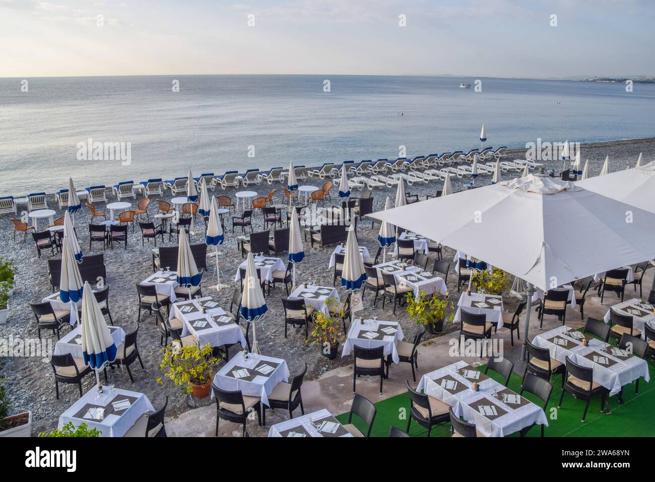 Bar beach cannes hi-res stock photography and images - Alamy