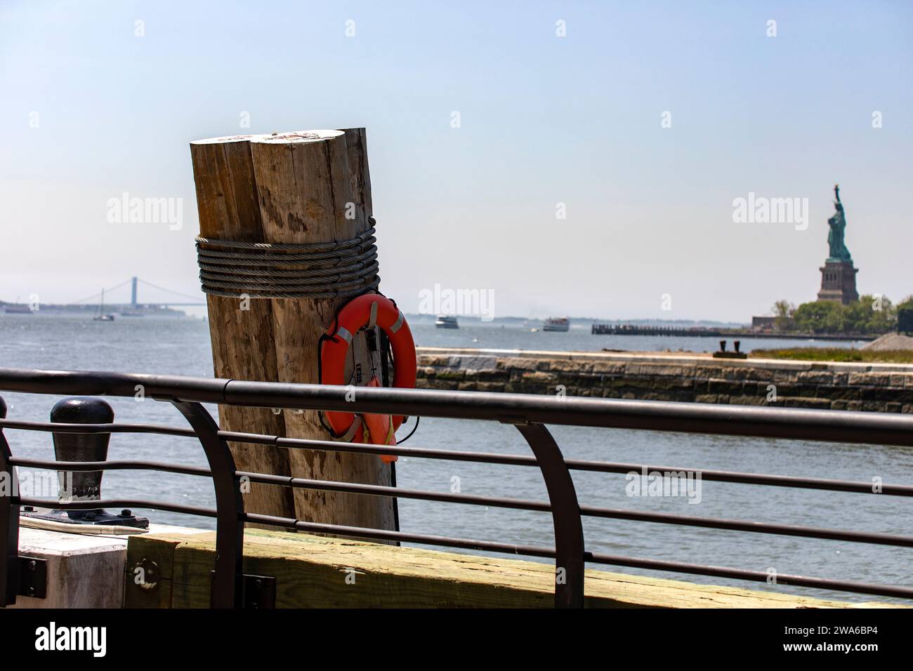 Wonderful photograph of the Statue of Liberty in New York (USA), from ...