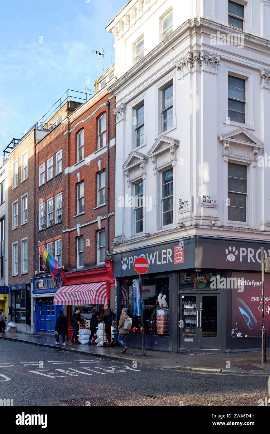 Old compton street london soho hi-res stock photography and images - Alamy